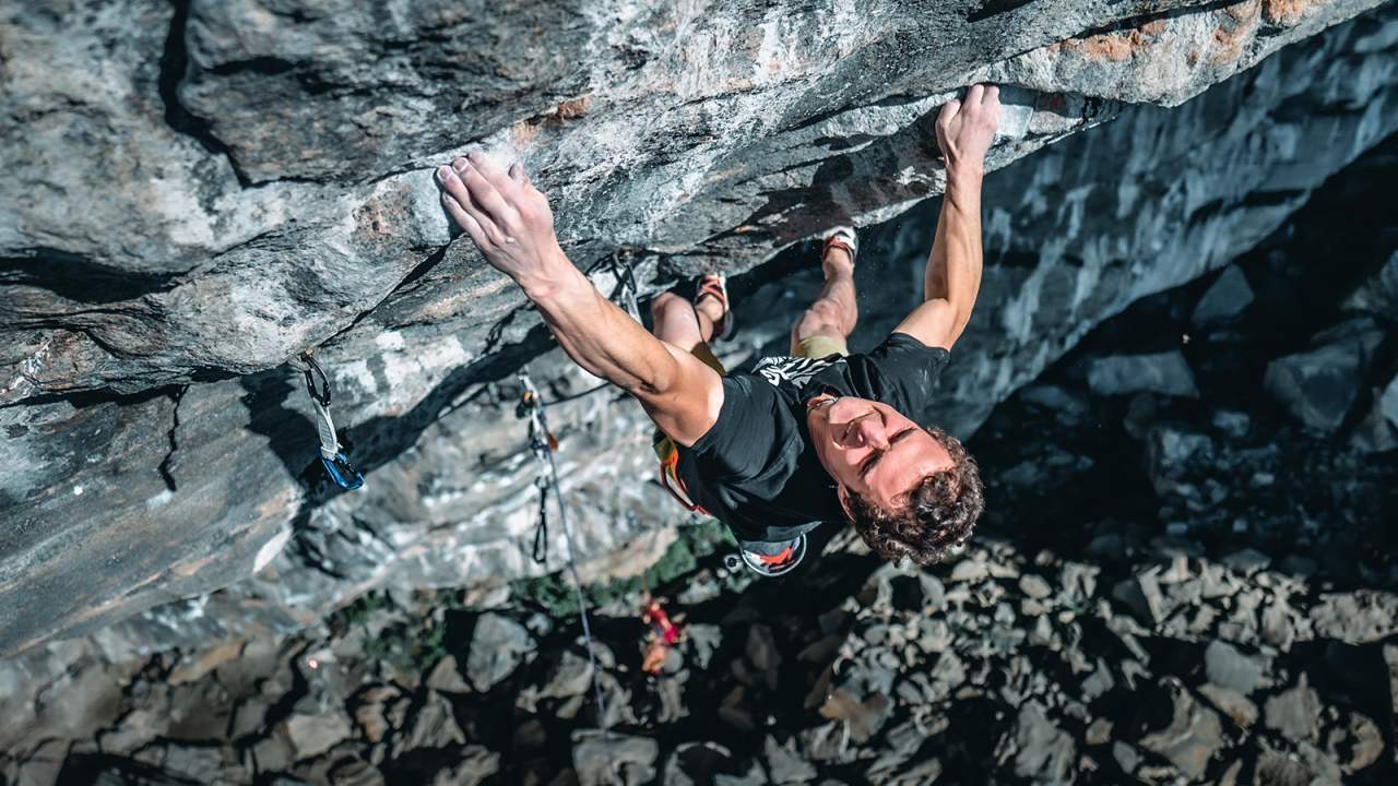 Der Spitzenkletterer Adam Ondra im Interview