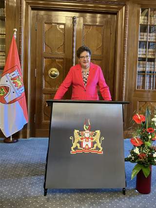 Bundesverdienstkreuz für Barbara Ernst