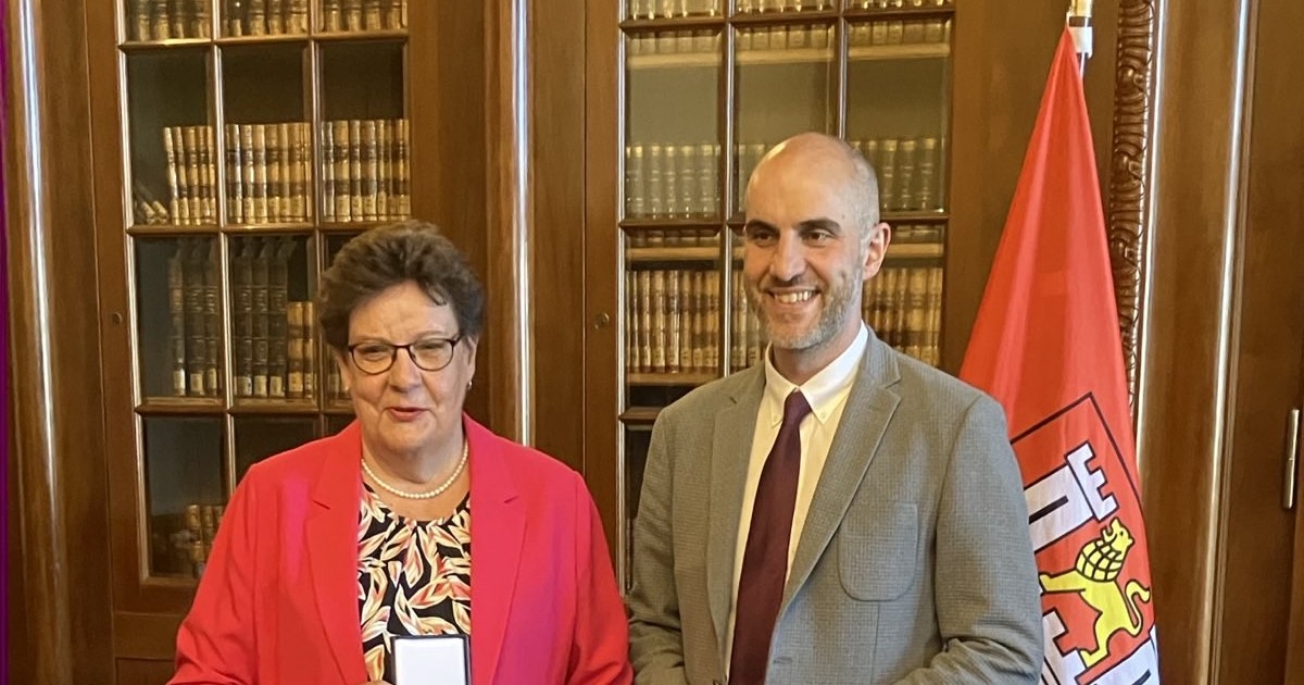 Bundesverdienstkreuz für Barbara Ernst